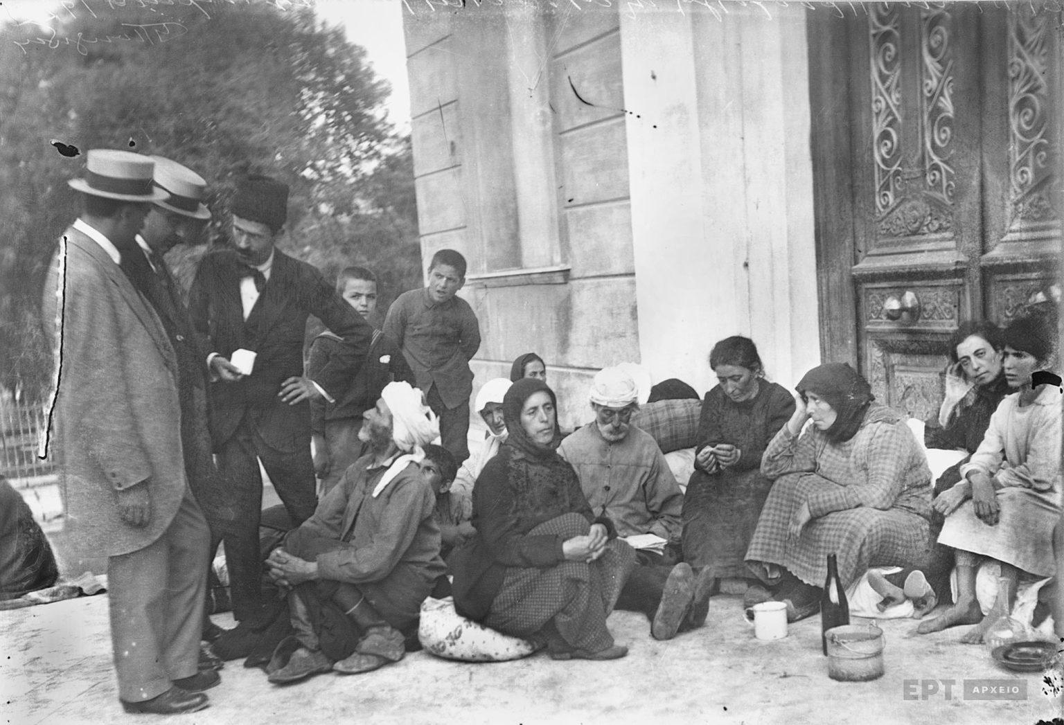 Μικρασιατική Καταστροφή. Πειραιάς και πρόσφυγες | navalhistory.gr